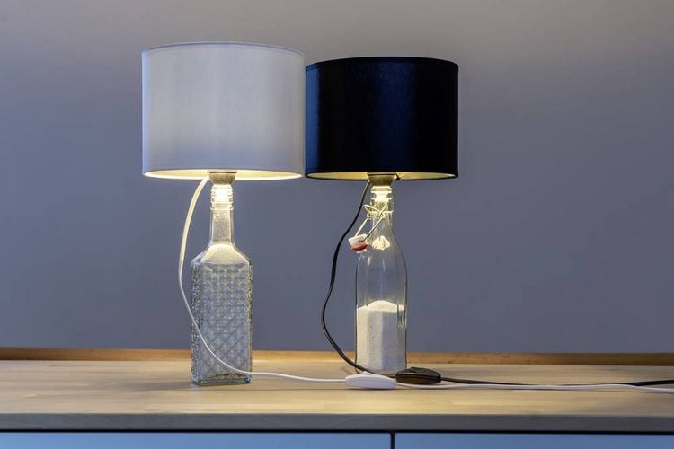 Max Hauri 111816 Lampenfassung E27 230V mit Eurostecker online ...