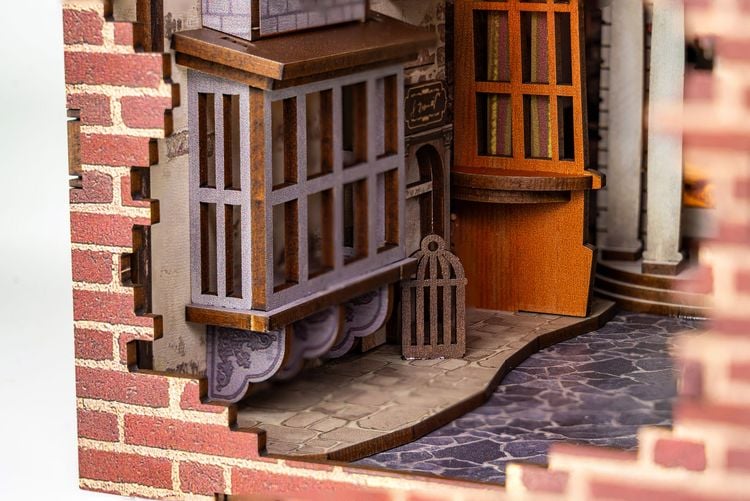 Book Nook DIY Bücherecke Harry Potter Diagon Alley (Winkelgasse) von Revell Tiny Adventures kaufen