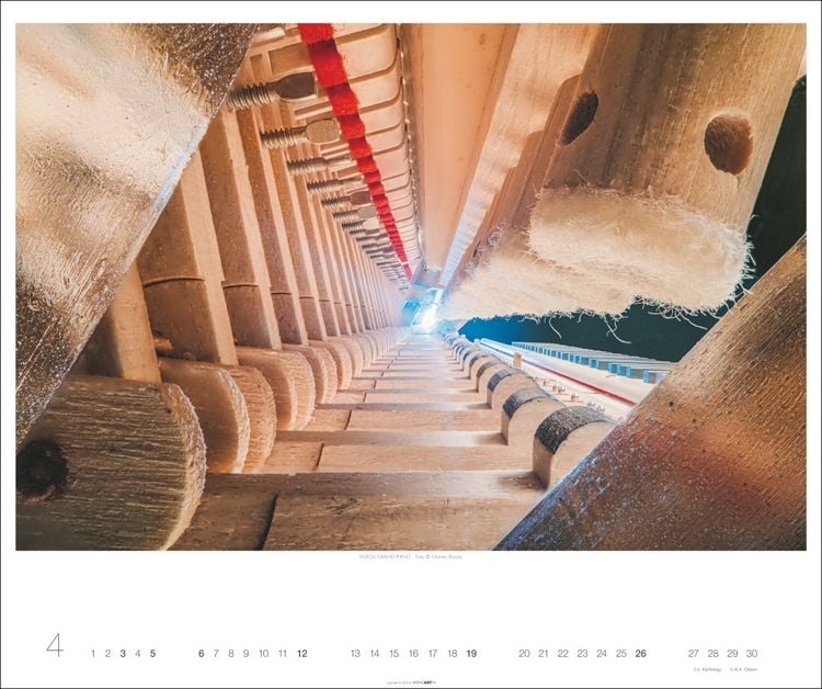 "Architecture in Music Kalender 2026 - Musikinstrumente von innen" kaufen