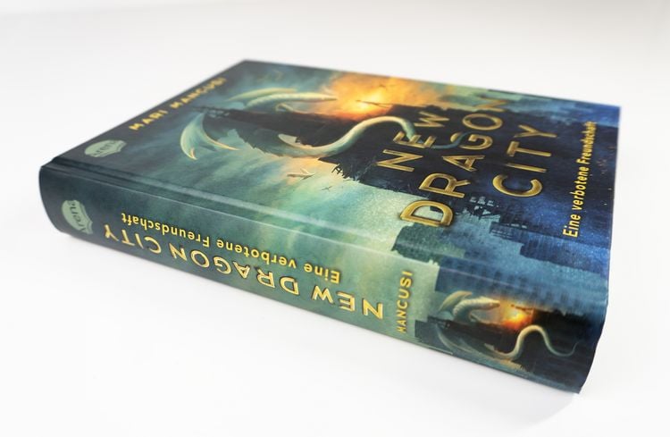 "New Dragon City – Ein Junge. Ein Drache. Eine verbotene Freundschaft ...