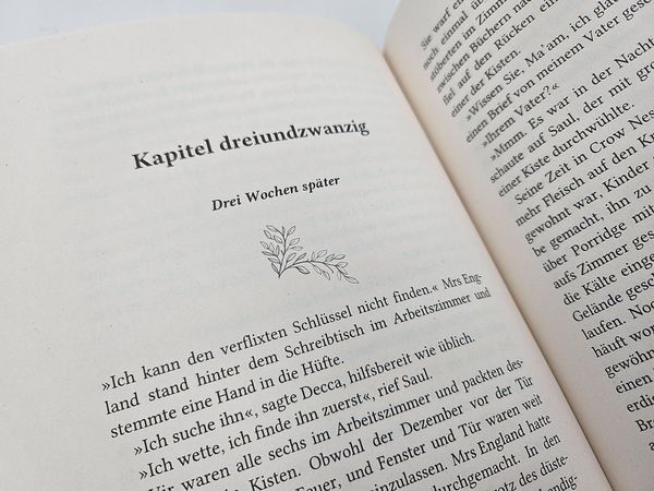 'Mrs England' von 'Stacey Halls' - Buch - '978-3-492-06540-5'