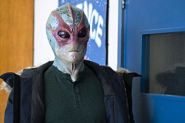 Resident Alien: Staffel Drei [2 DVDs] als DVD kaufen