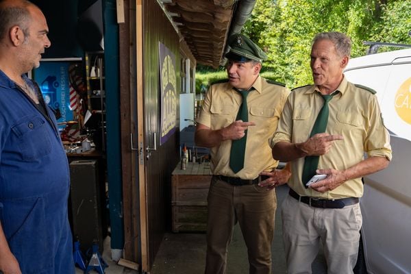 Hubert ohne Staller - Staffel 11 [3 DVDs] von Werner Siebert - DVD | Thalia