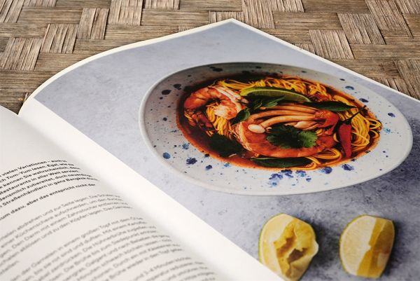 'Ramen, Bowls und Dumplings' von 'Pippa Middlehurst' - Buch - '978-3 ...