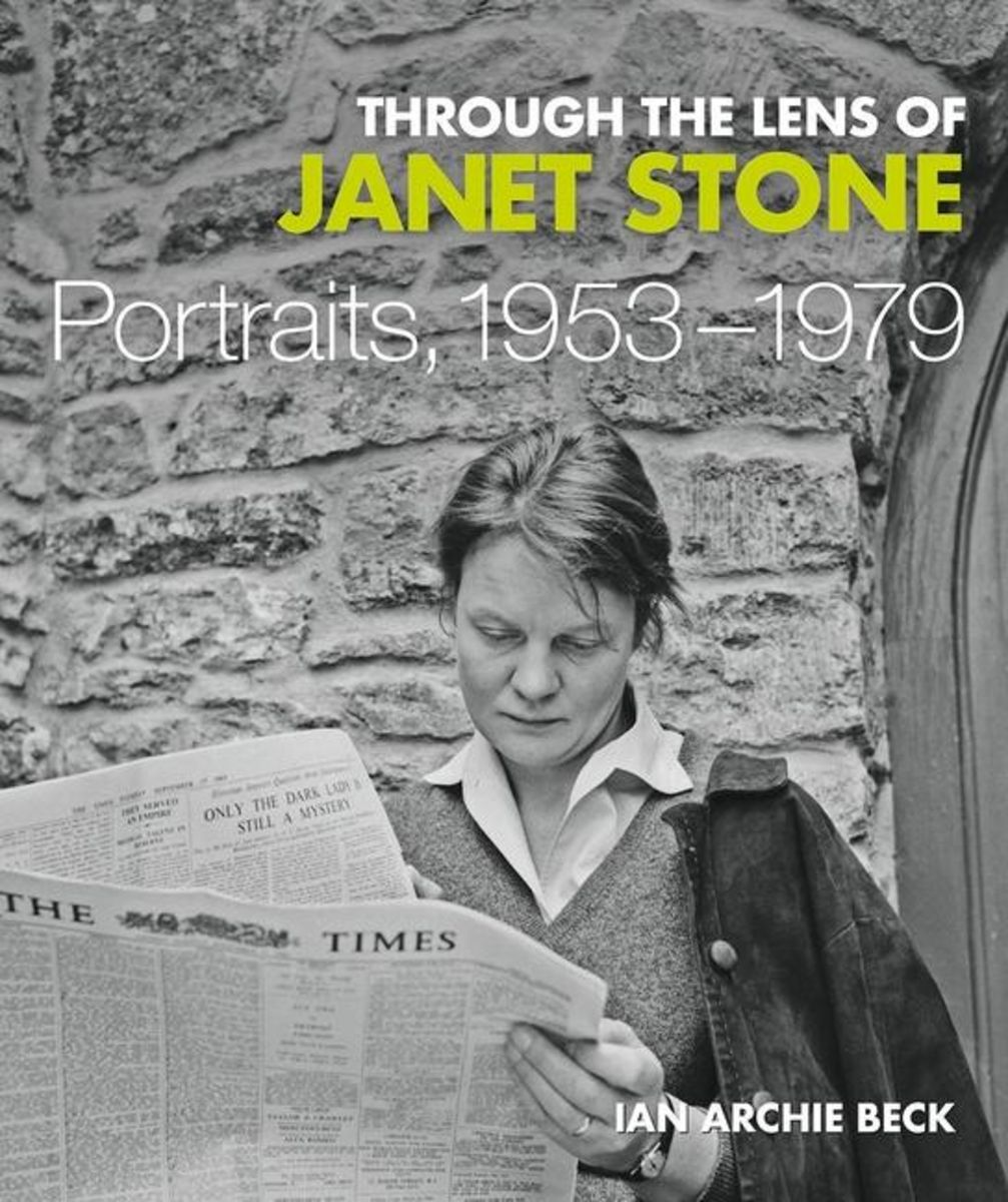 'Through the Lens of Janet Stone: Portraits, 1953-1979' von 'Ian Archie ...